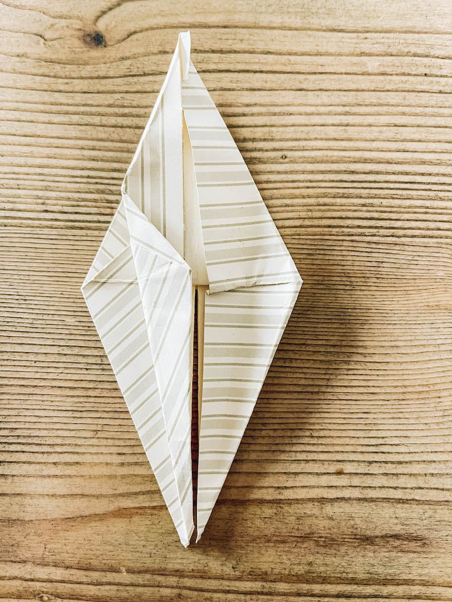 How To Make Origami Crane That Flaps Its Wing