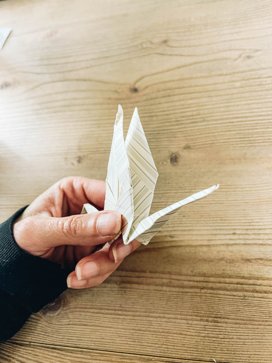 How to Make an Origami Paper Crane: Instructions for the Beginner