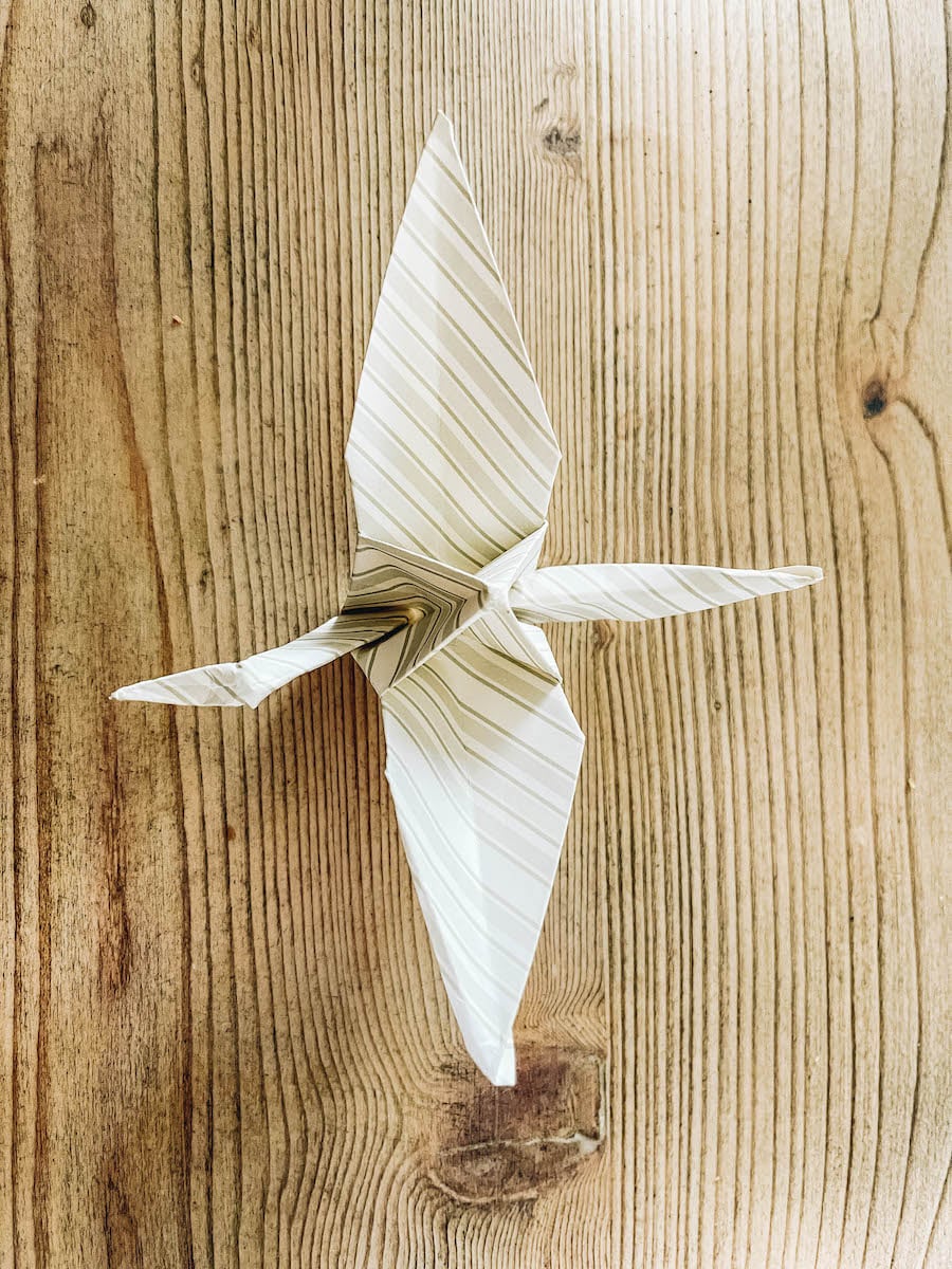 How to Make an Origami Paper Crane: Instructions for the Beginner
