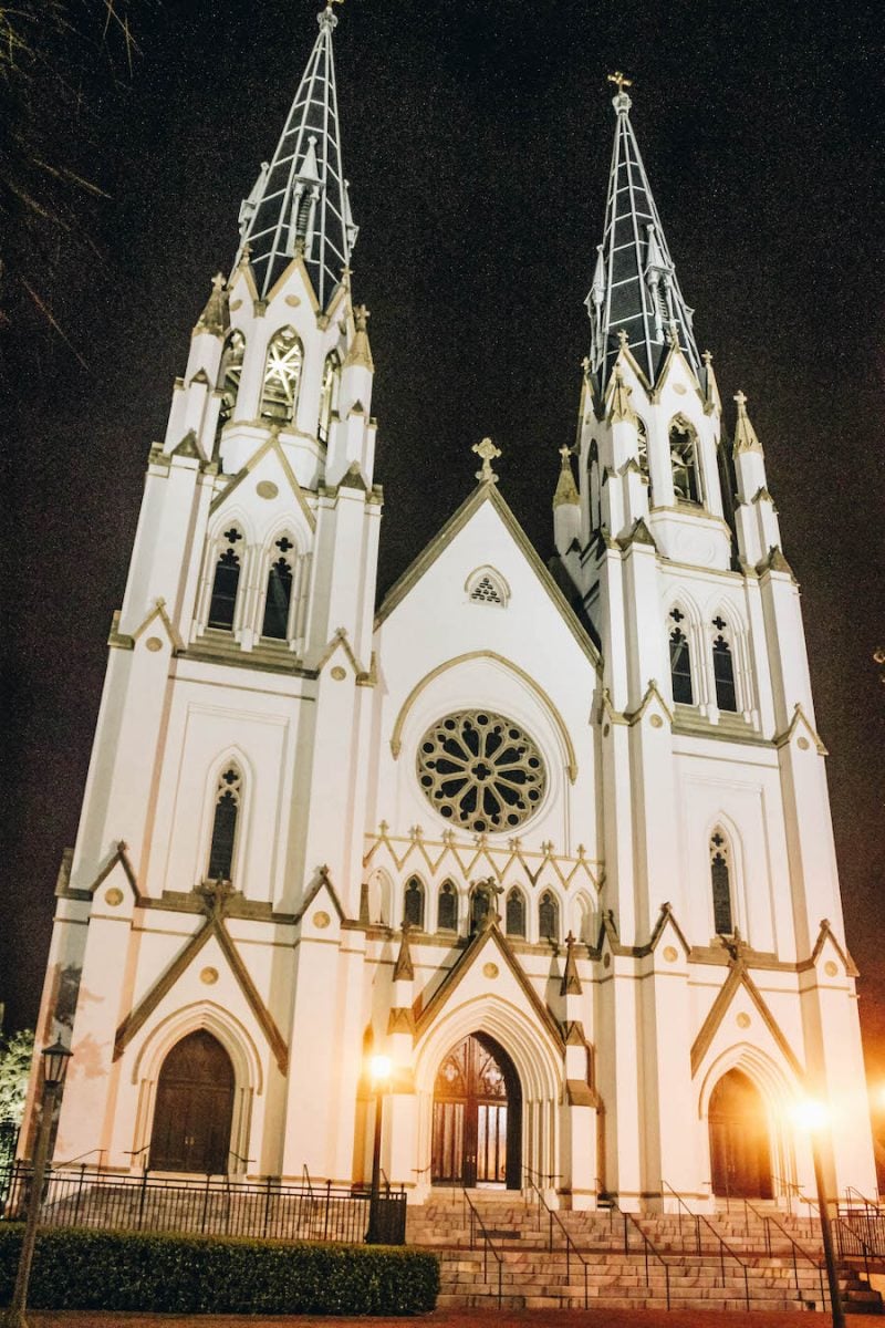 Savannah Bucket List: 50 Fun Things To Do in Georgia's Historic City