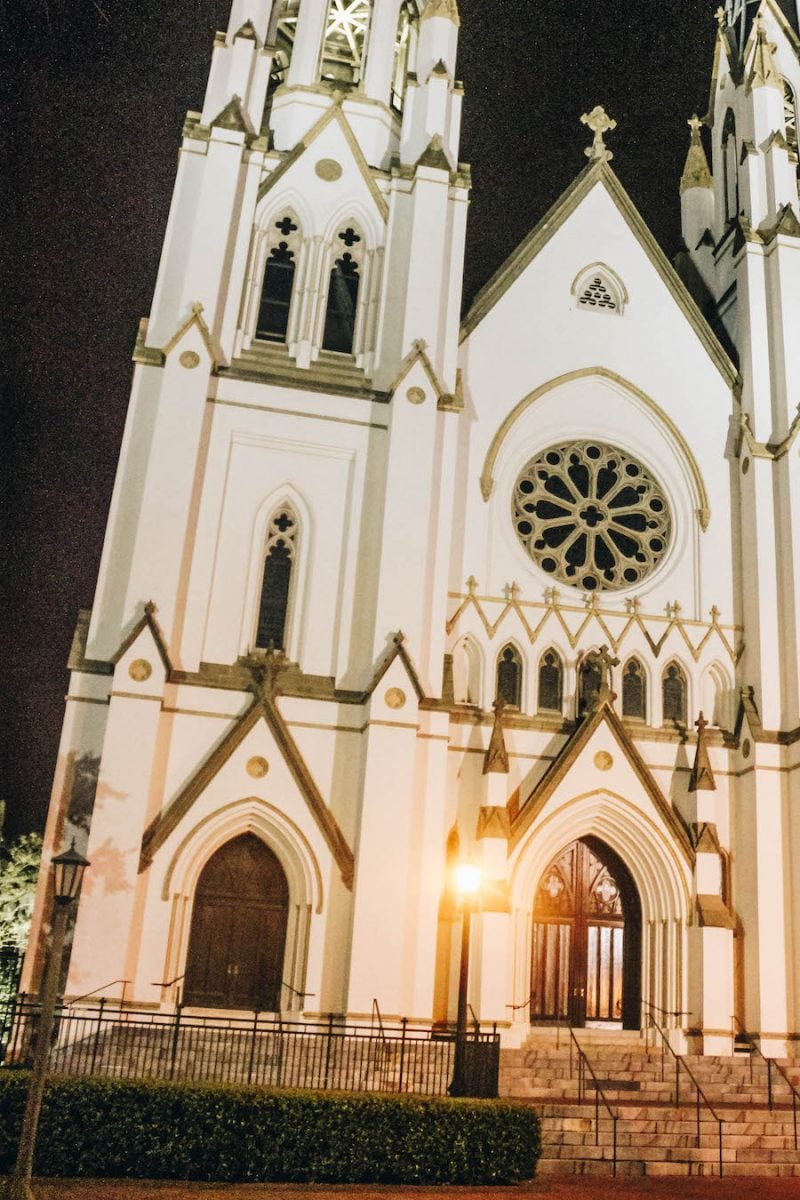 Savannah Bucket List: 50 Fun Things To Do in Georgia's Historic City