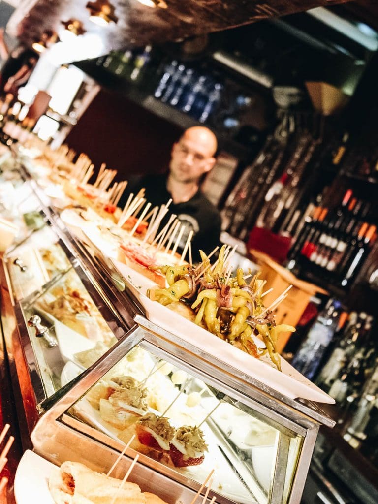20 Best Spanish Pintxos (Pinchos) to Try + Guide With Recipes