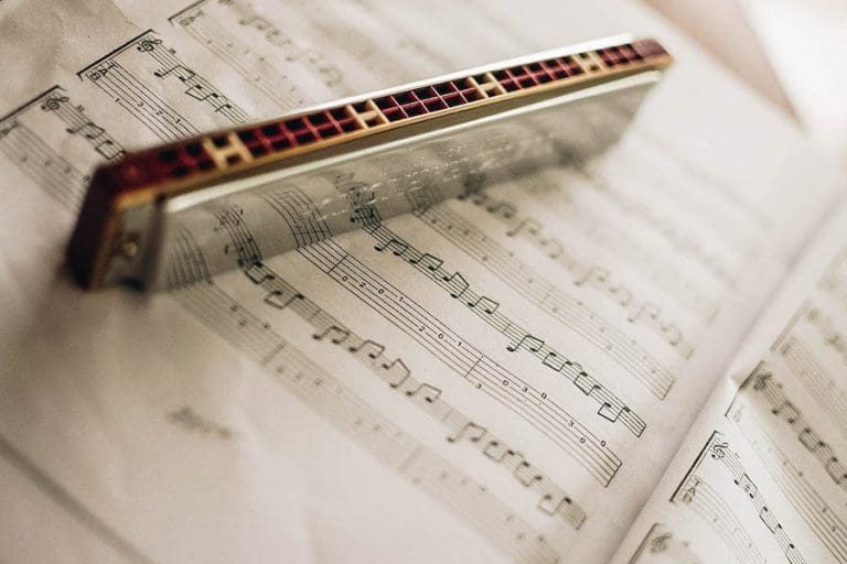 10 Easy Harmonica Songs (& How to Play Them)