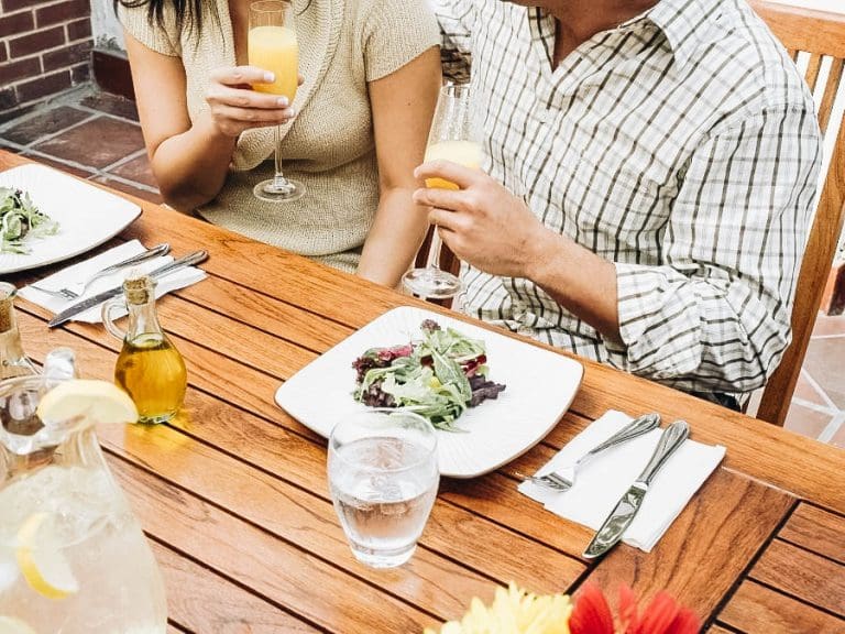 Date Night Bucket List: 75 Cute Ideas for a Perfectly Fun Evening