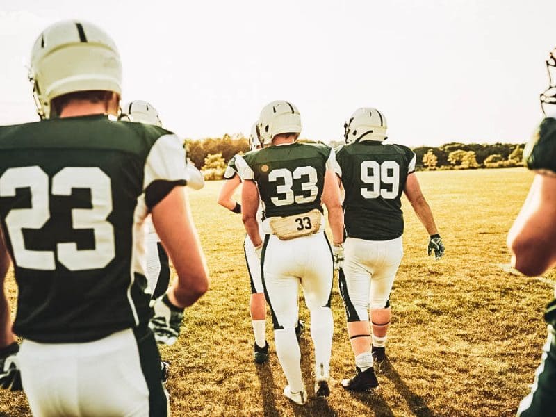 College Bucket List: 75+ Fun Things to Do for the BEST Experience