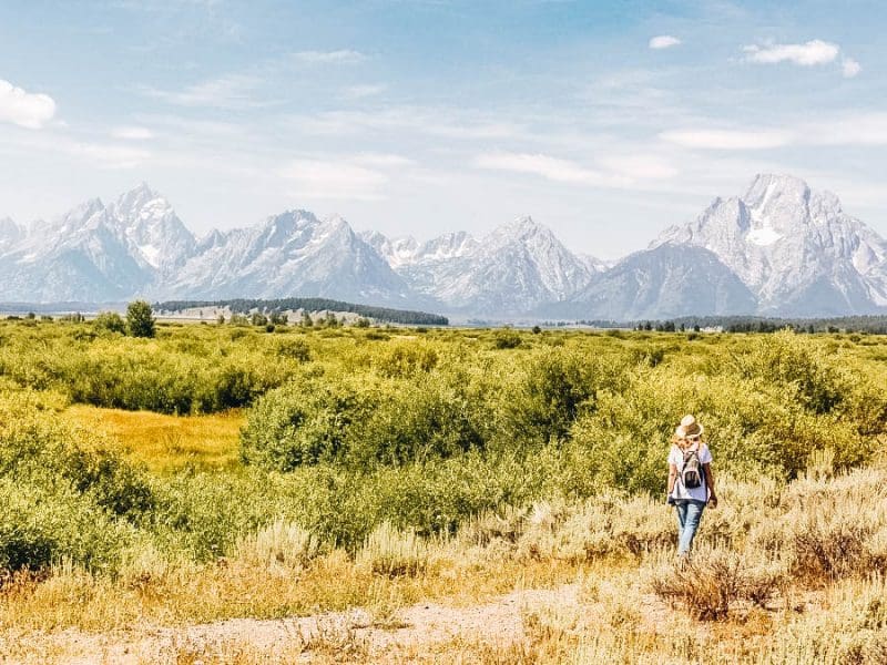 College Bucket List: 75+ Fun Things to Do for the BEST Experience
