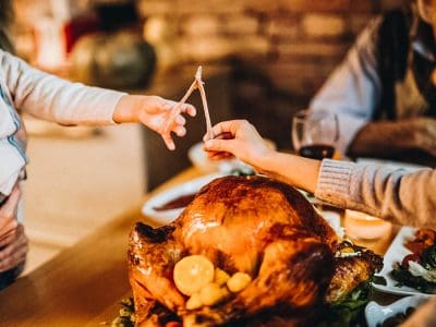 Thanksgiving Bucket List: 64 Activities & Fun Things to Do