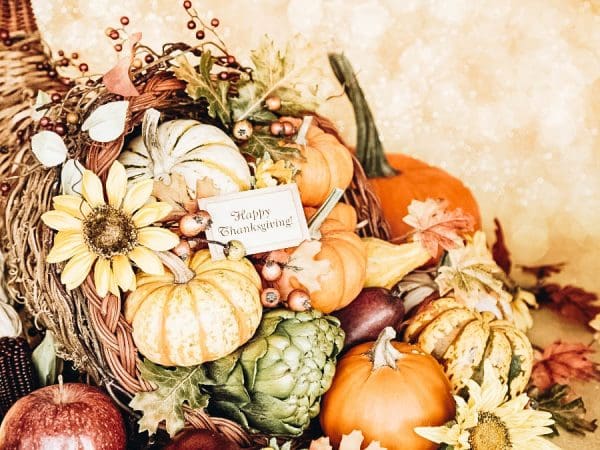 Thanksgiving Bucket List: 64 Activities & Fun Things to Do