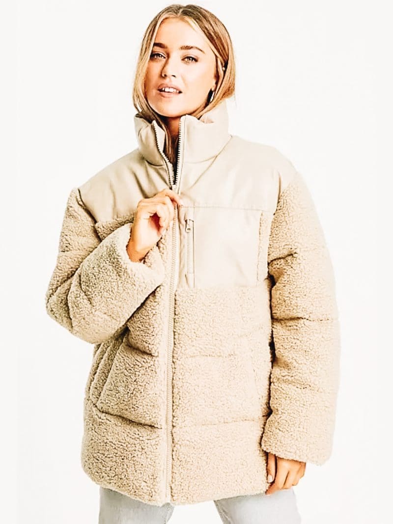 25 Cute Winter Jackets: Best Coats for Women Travelers