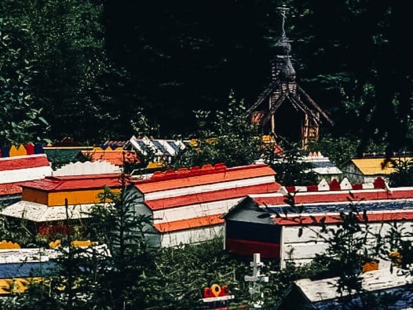 Alaska Bucket List: 50 Best Things to Do & See