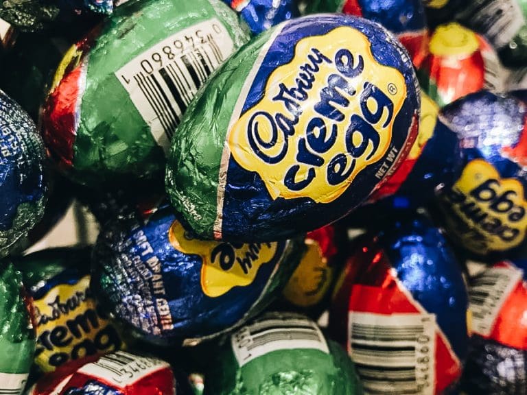 American Candy Bucket List: 91 Best Ones to Eat