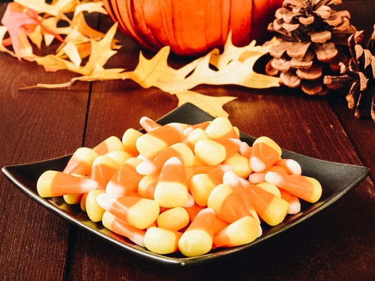 American Candy Bucket List: 91 Best Ones to Eat