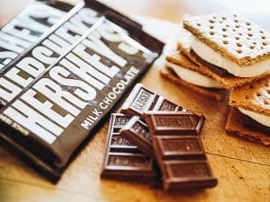 American Candy Bucket List: 91 Best Ones to Eat