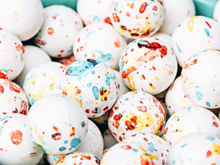 American Candy Bucket List: 91 Best Ones to Eat