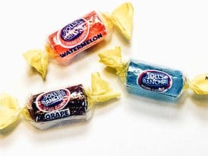 American Candy Bucket List: 91 Best Ones to Eat