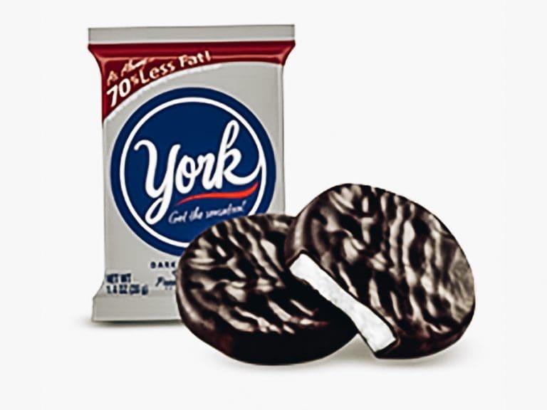 American Candy Bucket List: 91 Best Ones to Eat