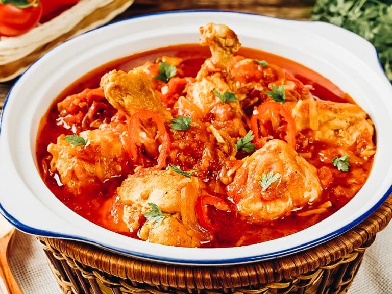 Georgian Food Bucket List: 43 Best Traditional Foods to Eat